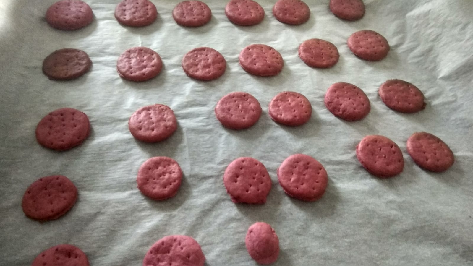Beetroot Crackers Recipe - nams corner