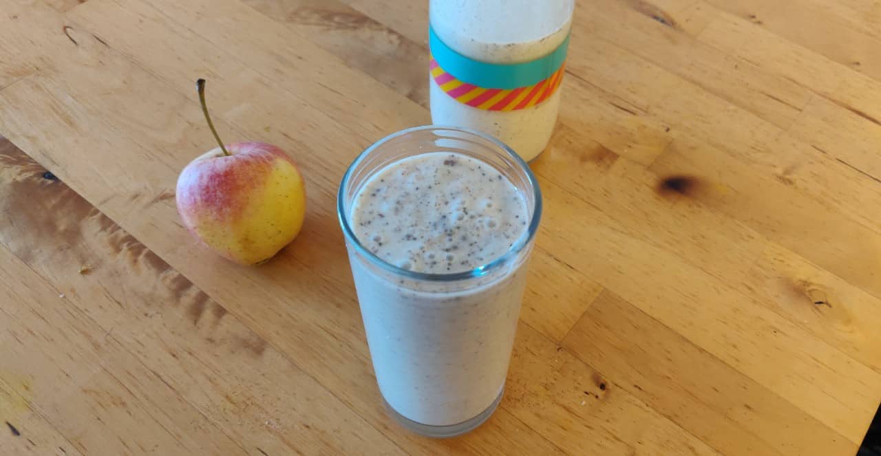 Apple Milkshake | How to make apple milkshake - nams corner