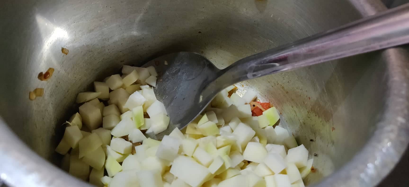 knol khol Curry Recipe| Turnip Kottu | Kohlrabi Curry - nams corner