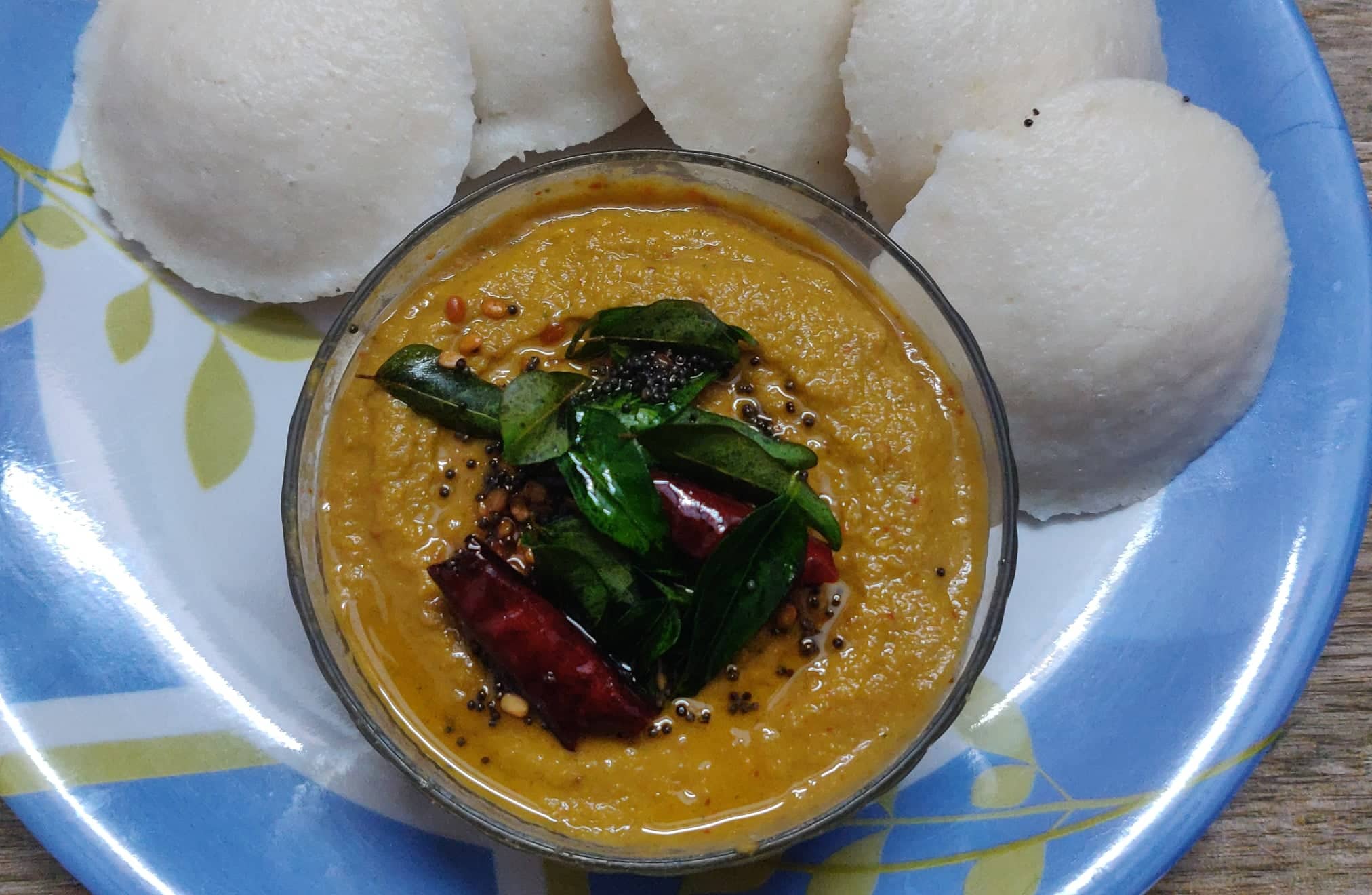 Pudalangai Chutney Recipe | Snake Gourd Chutney | Podalangai Thogayal ...