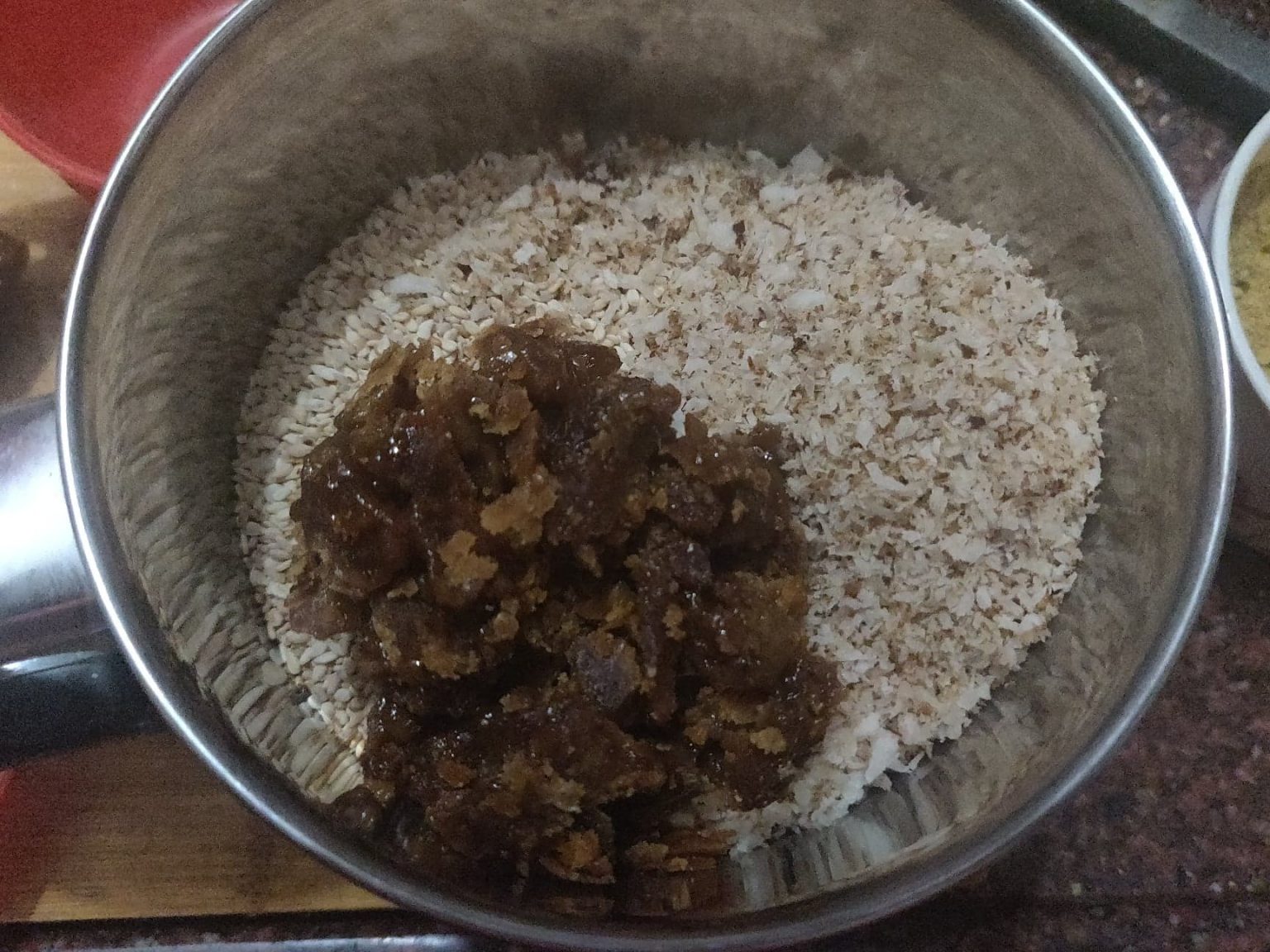 Thala Guli Recipe | Srilankan Sesame Balls/Rolls - Navirundu