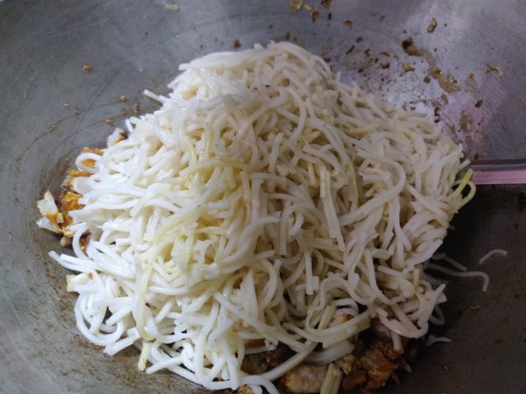 Fish Noodles Recipe | Street Style Fish Noodles - nams corner